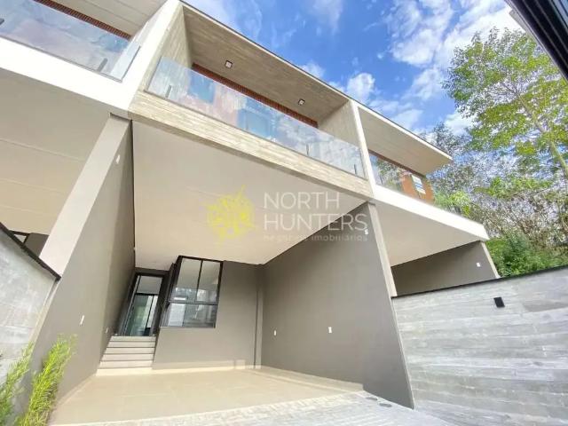 Casa / Sobrado para Venda em Joinville/SC Anita Garibaldi 3 Quartos