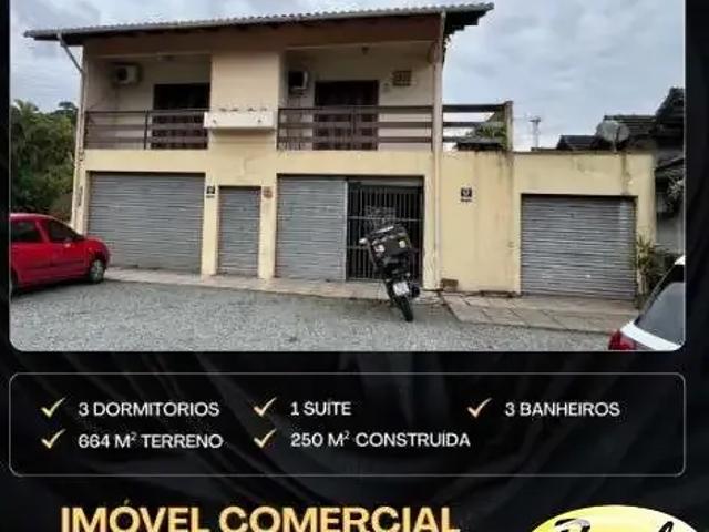 Casa / Sobrado para Venda em Joinville/SC Anita Garibaldi 3 Quartos