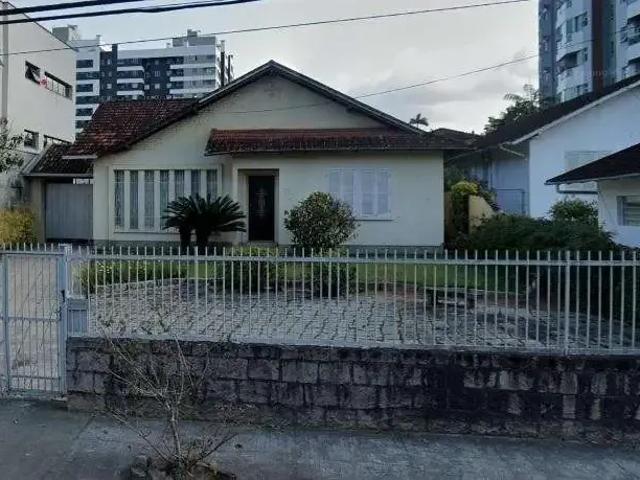 Casa / Sobrado para Venda em Joinville/SC Anita Garibaldi 3 Quartos