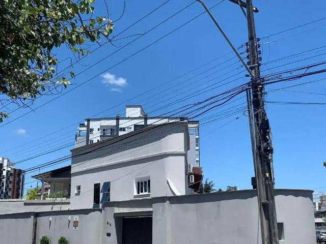 Casa / Sobrado para Venda em Joinville/SC Anita Garibaldi 3 Quartos