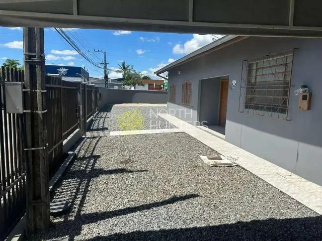 Casa / Sobrado para Venda em Joinville/SC Anita Garibaldi 3 Quartos