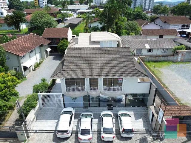 Casa / Sobrado para Venda em Joinville/SC Anita Garibaldi 3 Quartos