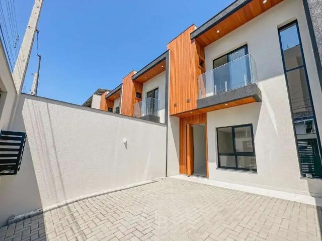 Casa / Sobrado para Venda em Joinville/SC Anita Garibaldi 3 Quartos