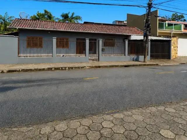 Casa / Sobrado para Venda em Joinville/SC Anita Garibaldi 2 Quartos
