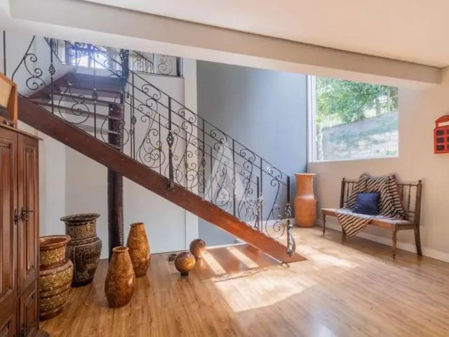 Casa / Sobrado para Venda em Joinville/SC Anita Garibaldi 4 Quartos