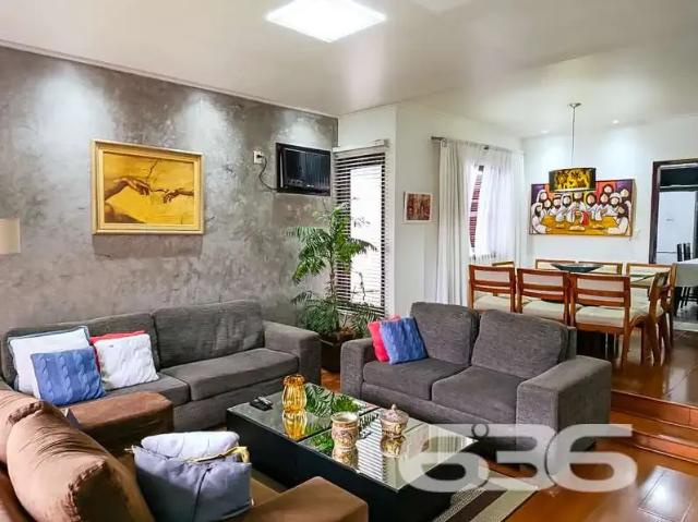 Casa / Sobrado para Venda em Joinville/SC Atiradores 3 Quartos