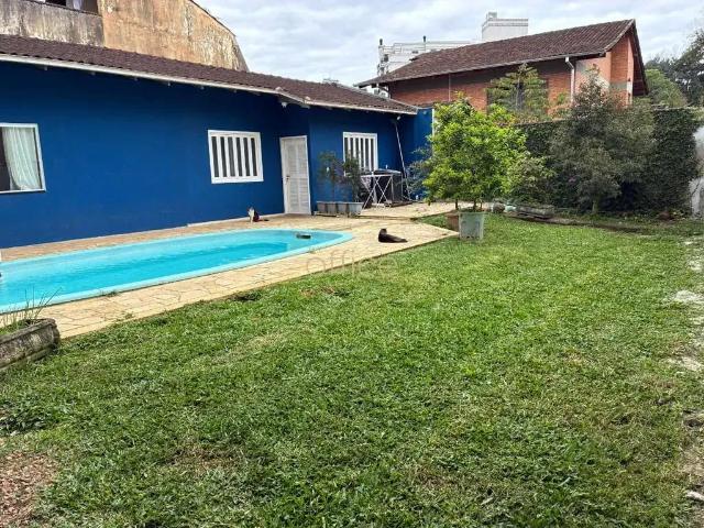 Casa / Sobrado para Venda em Joinville/SC Atiradores 3 Quartos