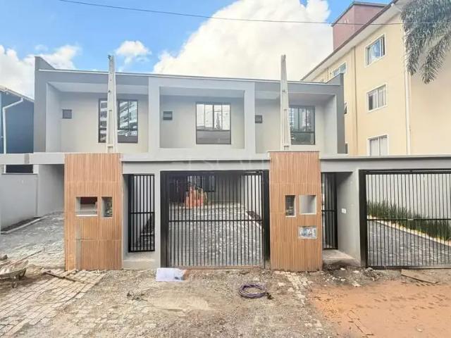 Casa / Sobrado para Venda em Joinville/SC Atiradores