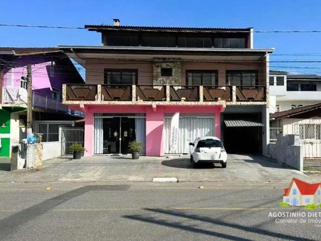 Casa / Sobrado para Venda em Joinville/SC Aventureiro 4 Quartos