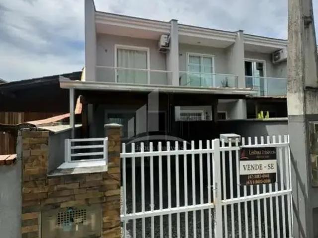 Casa / Sobrado para Venda em Joinville/SC Aventureiro 2 Quartos