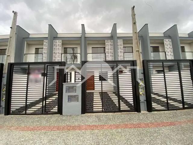 Casa / Sobrado para Venda em Joinville/SC Aventureiro 2 Quartos