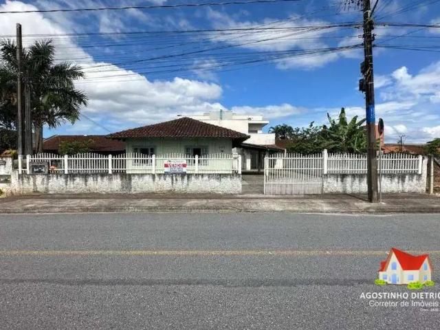 Casa / Sobrado para Venda em Joinville/SC Aventureiro 2 Quartos