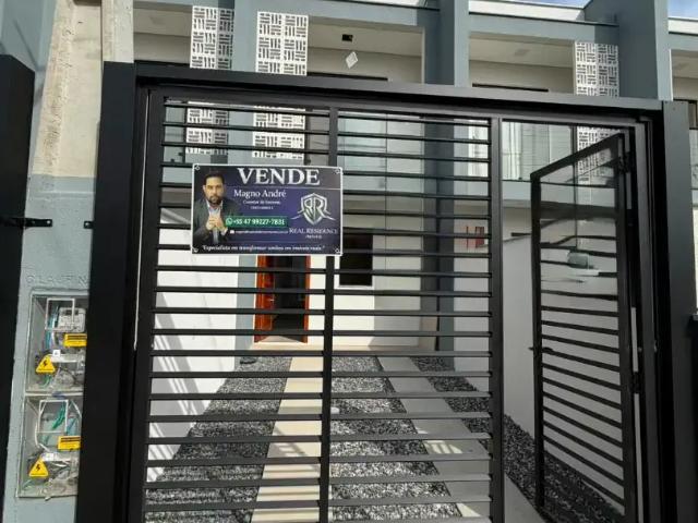 Casa / Sobrado para Venda em Joinville/SC Aventureiro 2 Quartos