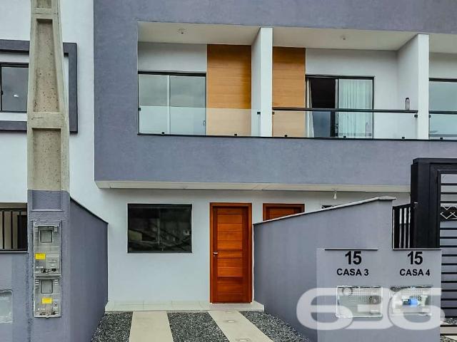 Casa / Sobrado para Venda em Joinville/SC Aventureiro 3 Quartos