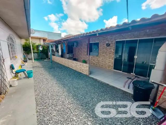 Casa / Sobrado para Venda em Joinville/SC Aventureiro 3 Quartos
