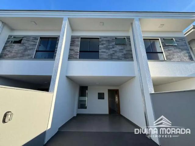 Casa / Sobrado para Venda em Joinville/SC Aventureiro 3 Quartos
