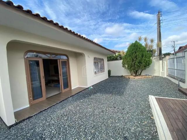 Casa / Sobrado para Venda em Joinville/SC Aventureiro 3 Quartos