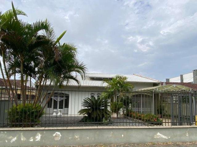 Casa / Sobrado para Venda em Joinville/SC Aventureiro 3 Quartos