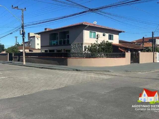 Casa / Sobrado para Venda em Joinville/SC Aventureiro 3 Quartos