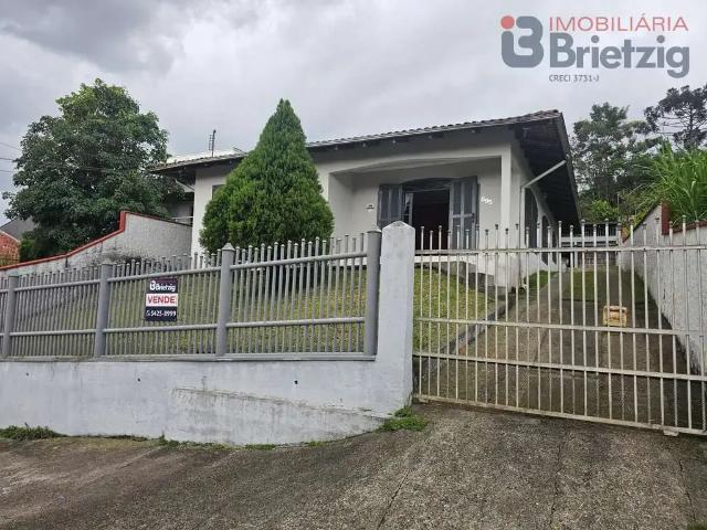 Casa / Sobrado para Venda em Joinville/SC Bom Retiro 3 Quartos