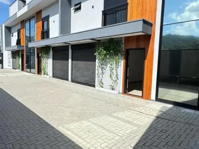Casa / Sobrado para Venda em Joinville/SC Bom Retiro 3 Quartos