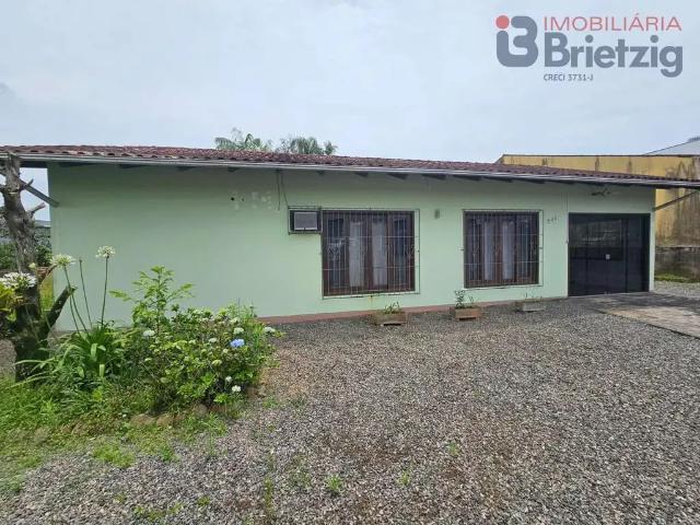 Casa / Sobrado para Venda em Joinville/SC Bom Retiro 3 Quartos