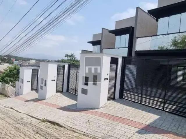 Casa / Sobrado para Venda em Joinville/SC Bom Retiro 3 Quartos