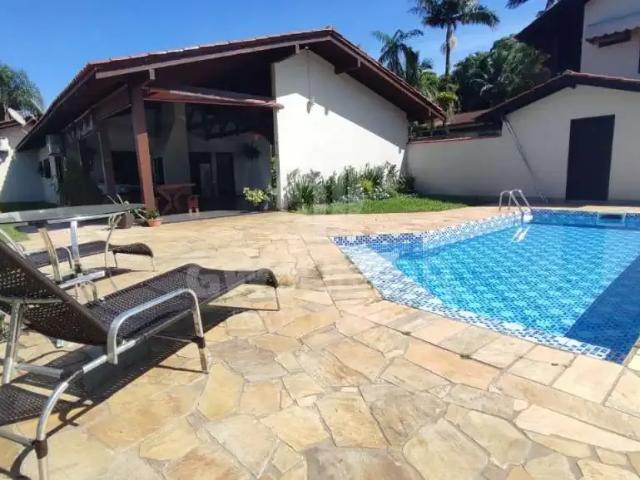 Casa / Sobrado para Venda em Joinville/SC Bom Retiro 3 Quartos