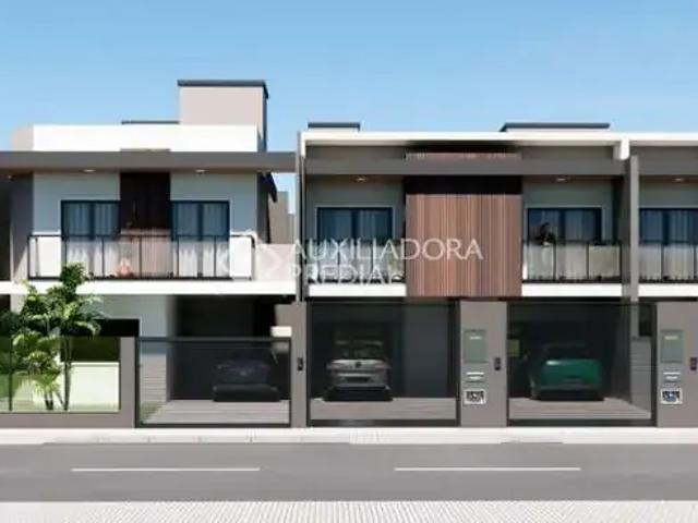 Casa / Sobrado para Venda em Joinville/SC Bom Retiro 3 Quartos