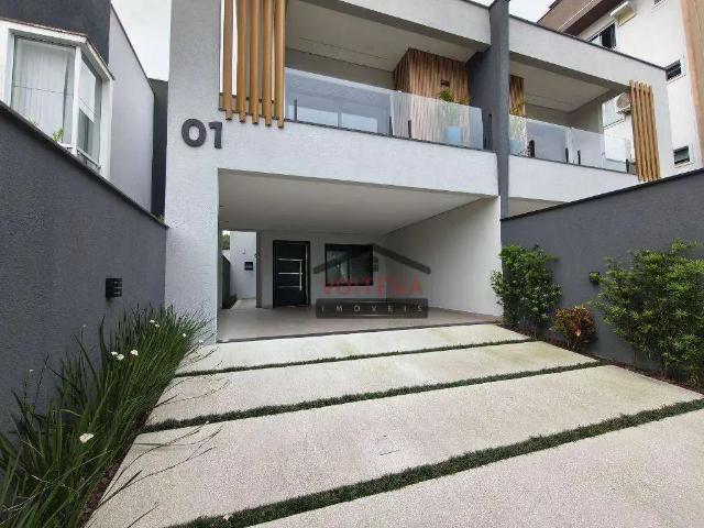 Casa / Sobrado para Venda em Joinville/SC Bom Retiro 3 Quartos