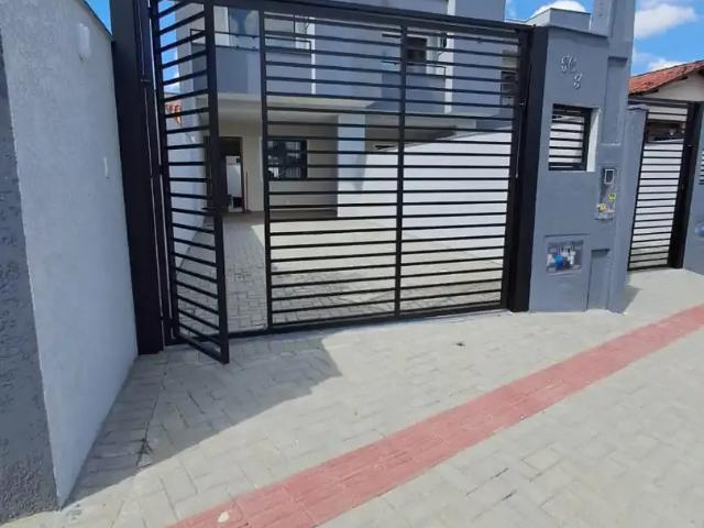 Casa / Sobrado para Venda em Joinville/SC Bom Retiro 3 Quartos