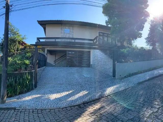 Casa / Sobrado para Venda em Joinville/SC Bom Retiro 3 Quartos