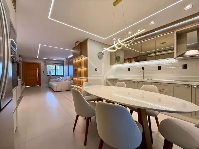 Casa / Sobrado para Venda em Joinville/SC Bom Retiro 3 Quartos