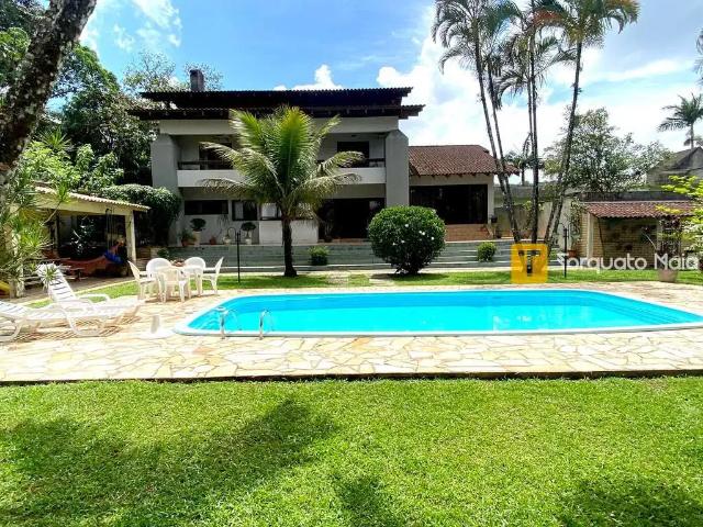 Casa / Sobrado para Venda em Joinville/SC Bom Retiro 4 Quartos