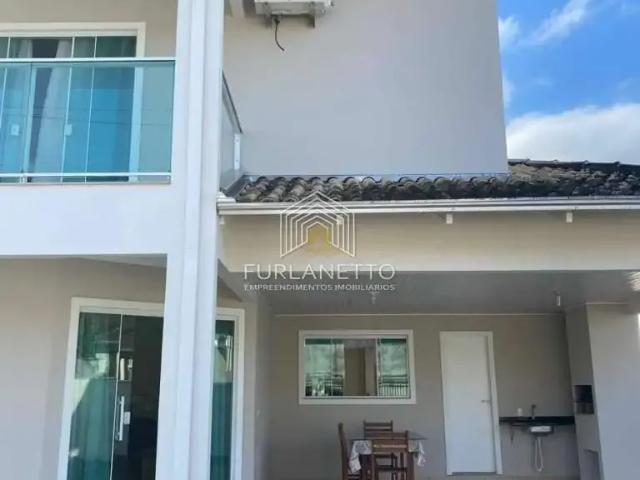 Casa / Sobrado para Venda em Joinville/SC Bom Retiro 4 Quartos