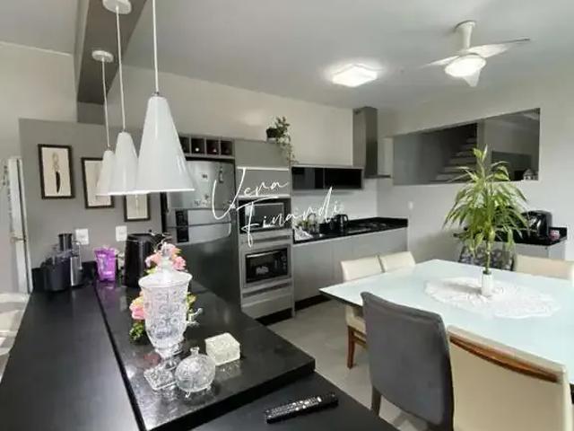 Casa / Sobrado para Venda em Joinville/SC Bom Retiro 5 Quartos