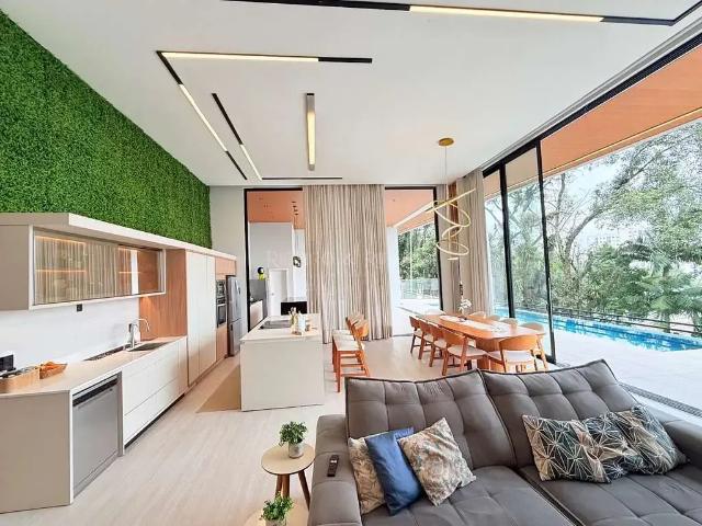 Casa / Sobrado para Venda em Joinville/SC Boa Vista 3 Quartos