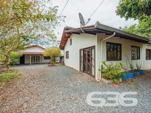 Casa / Sobrado para Venda em Joinville/SC Boa Vista 3 Quartos