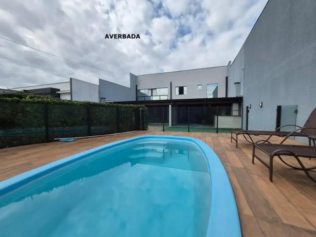 Casa / Sobrado para Venda em Joinville/SC Boa Vista 4 Quartos