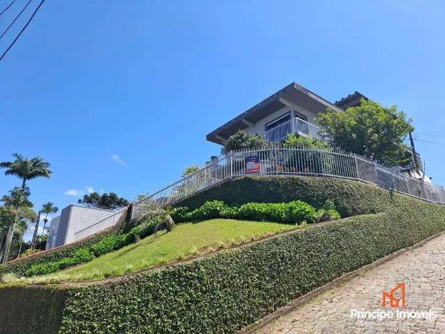 Casa / Sobrado para Venda em Joinville/SC Boa Vista 5 Quartos
