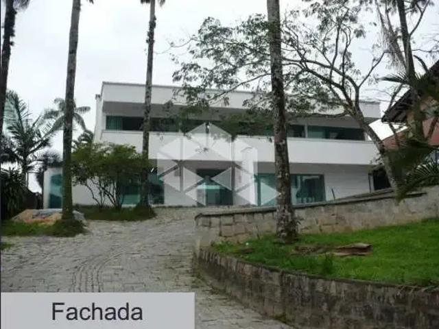 Casa / Sobrado para Venda em Joinville/SC Boa Vista 5 Quartos
