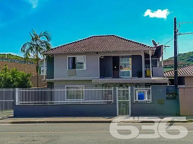 Casa / Sobrado para Venda em Joinville/SC Boehmerwald 4 Quartos