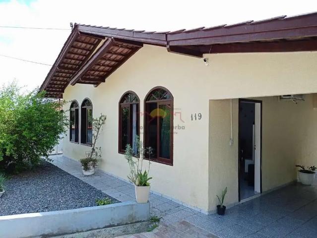 Casa / Sobrado para Venda em Joinville/SC Boehmerwald 4 Quartos