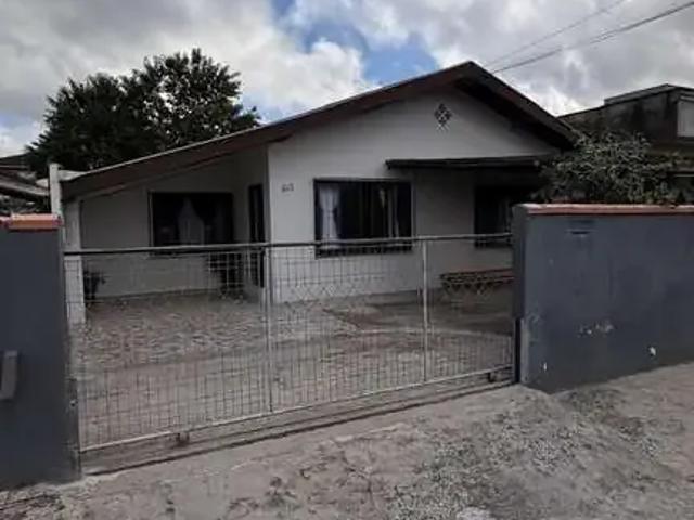 Casa / Sobrado para Venda em Joinville/SC Boehmerwald 5 Quartos