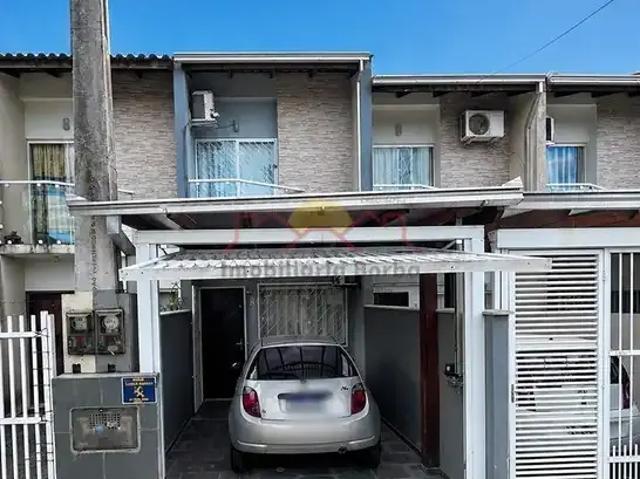 Casa / Sobrado para Venda em Joinville/SC Boehmerwald 2 Quartos