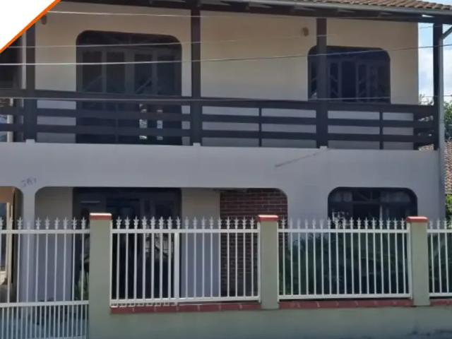 Casa / Sobrado para Venda em Joinville/SC Boehmerwald 2 Quartos