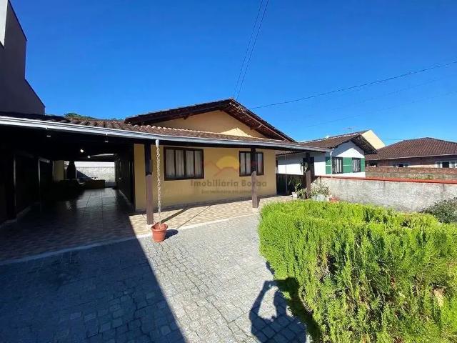 Casa / Sobrado para Venda em Joinville/SC Boehmerwald 3 Quartos