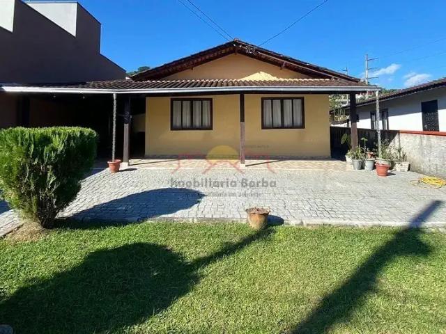 Casa / Sobrado para Venda em Joinville/SC Boehmerwald 3 Quartos