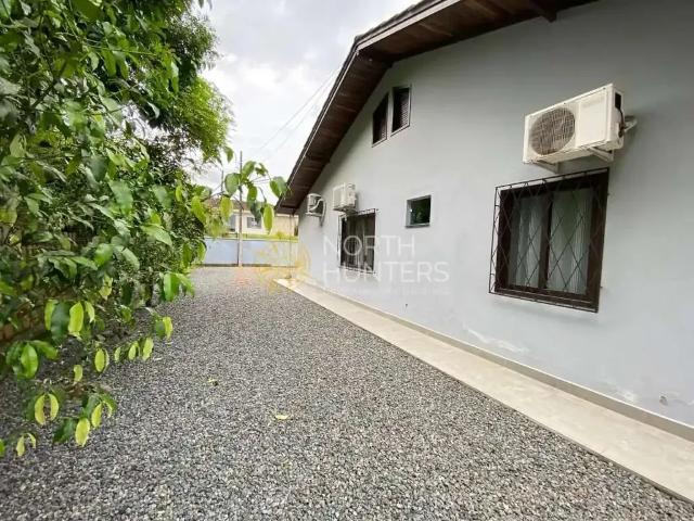 Casa / Sobrado para Venda em Joinville/SC Boehmerwald 3 Quartos