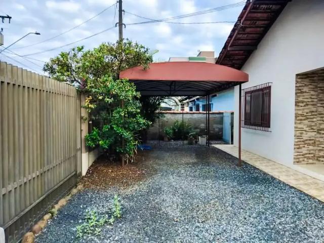 Casa / Sobrado para Venda em Joinville/SC Comasa 3 Quartos